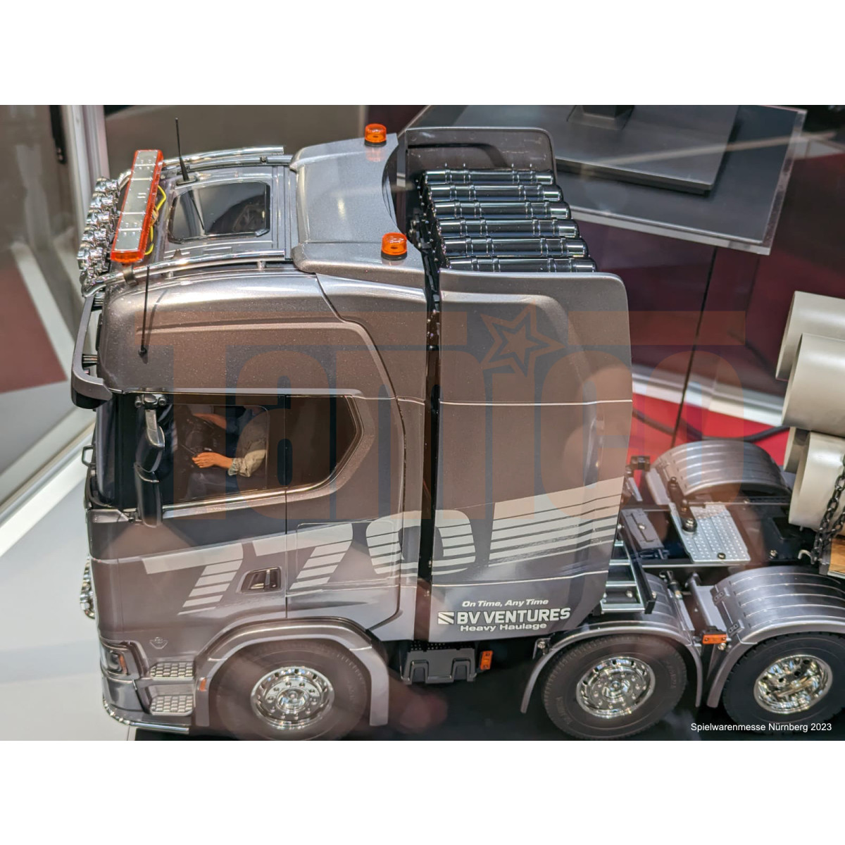 Tamiya 56371 Scania 770S 8x4/4 Kit 1:14